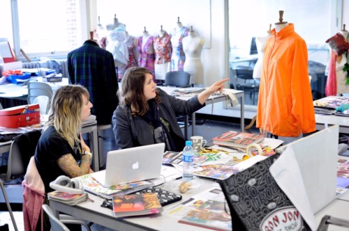 Diseño de Moda e Indumentaria Textil + IA | ISE Cursos - Educación a ...