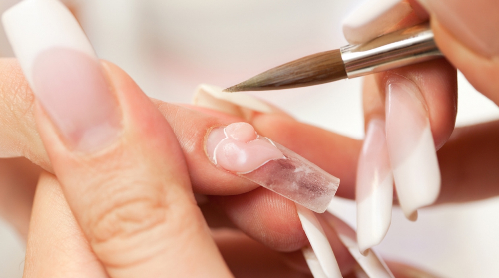 Uñas Esculpidas en Acrílico, en Gel y Decorativas - ISE Cursos